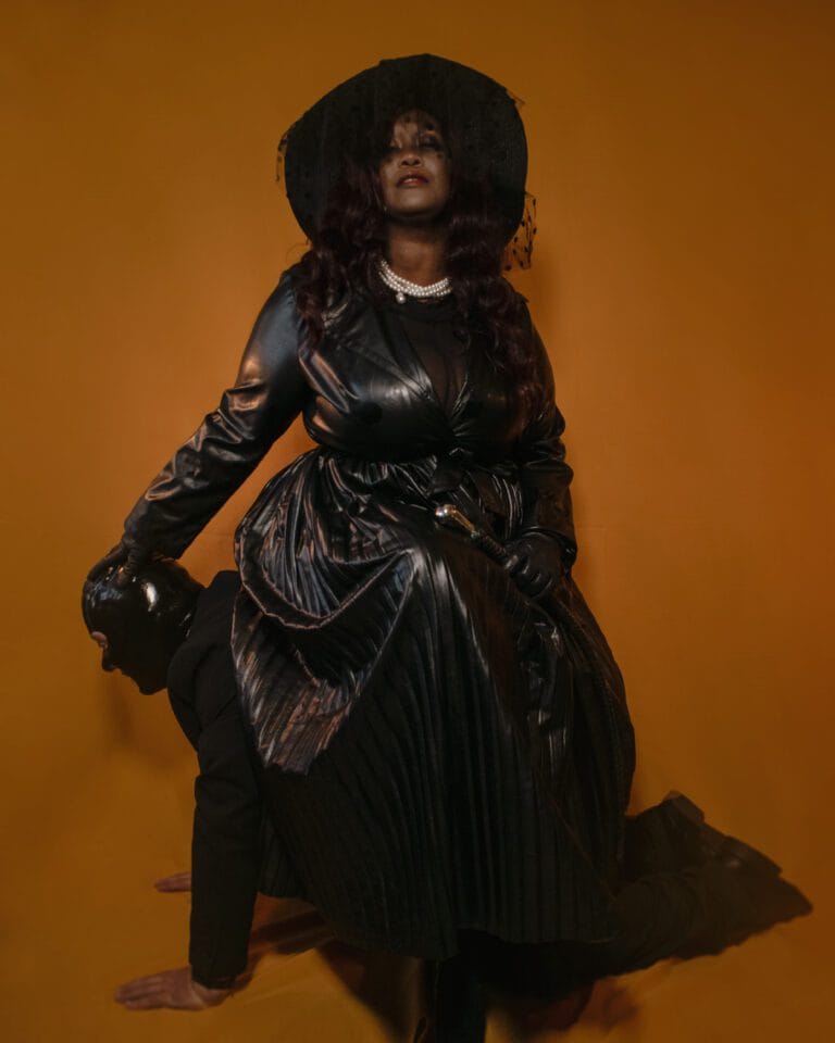 Follow My new Twitter - Madame Caramel